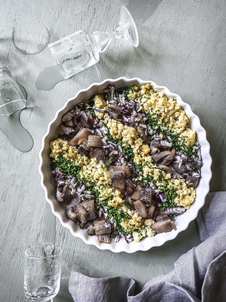 Herring plate with eggs and chives – Food Pharmacy